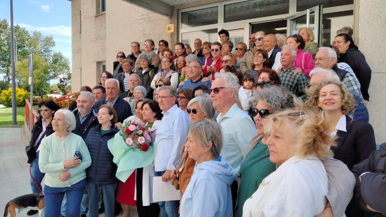Los pacientes de esta médica de familia en A Coruña la despiden por ...