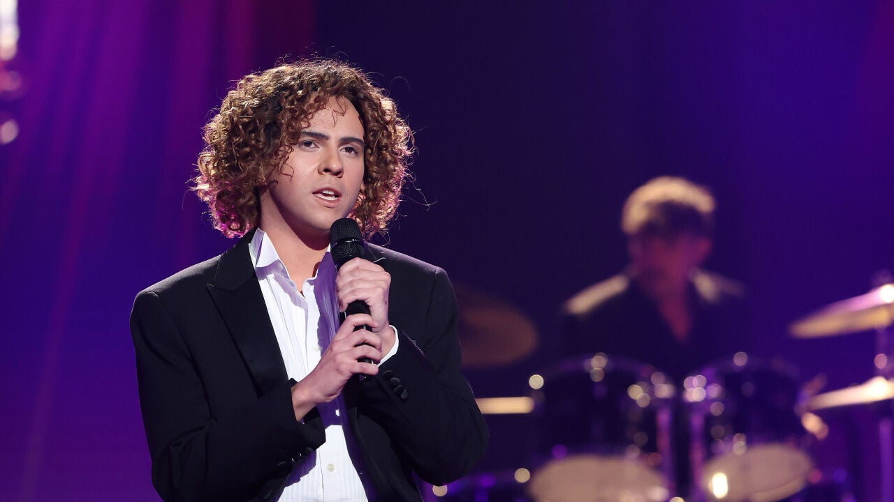 Yenesi emociona al público con una interpretación conmovedora de 'Mi ...