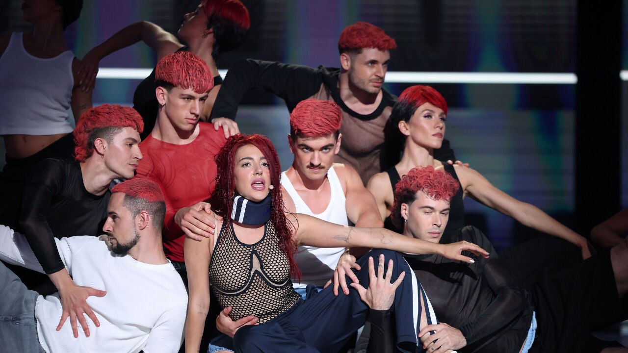 Ana Guerra actúa lesionada y se mete en la piel de Dua Lipa con ‘Houdini’