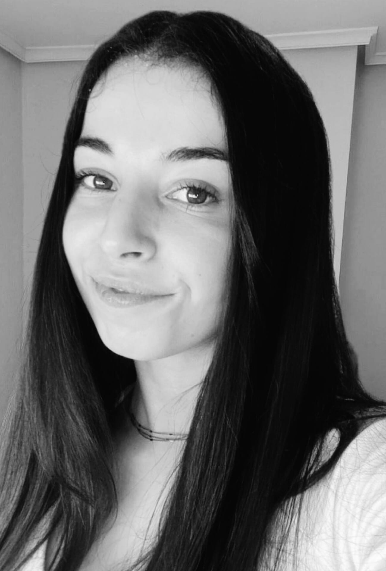 Un grupo de personas sale a buscar setas y encuentra una granada de la ...