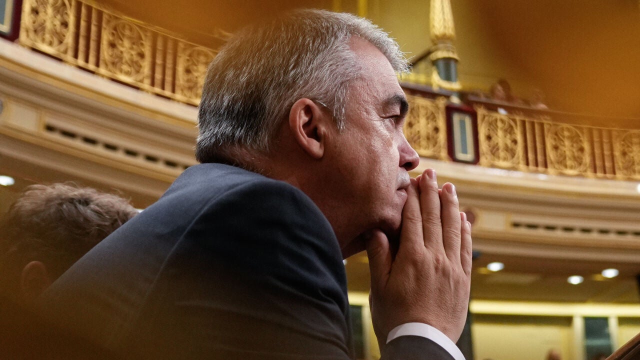 Santos Cerdán vuelve a pedir su excarcelación y que agentes de la UCO ...