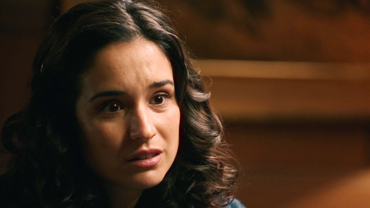 Indan big boobs sex big beautiful lips, a dazzling beam and