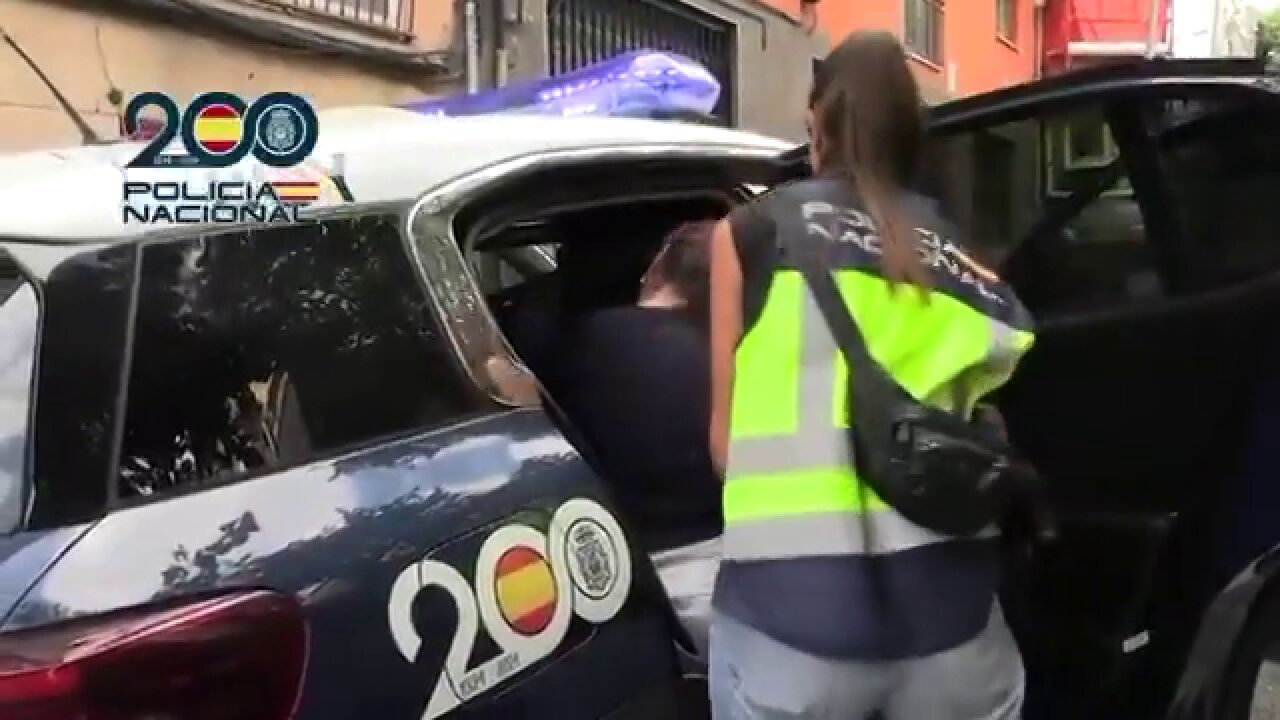 Cuatro detenidos en Badalona por obligar a 18 mujeres a prostituirse
