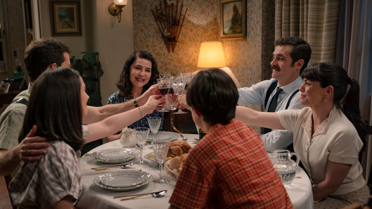 Digna brinda por su familia en su última cena todos juntos: "¡Somos ...