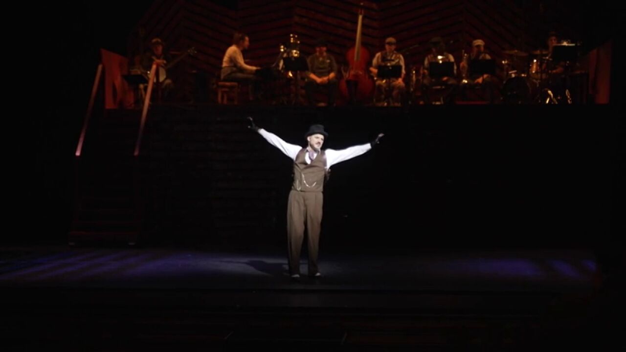 'La ópera de los tres centavos' aterriza en Gran Canaria con Coque ...