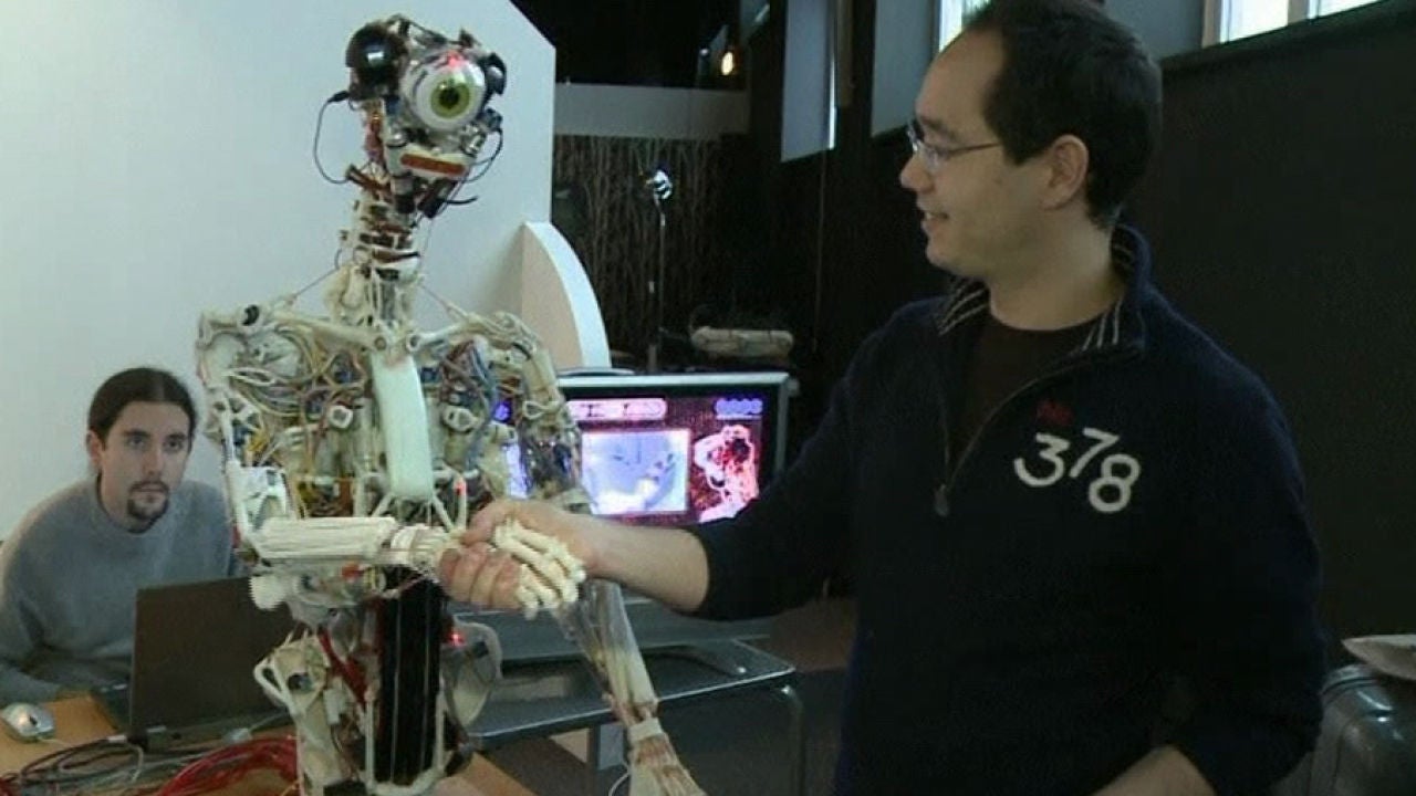 Noventa años desde la creación del primer robot