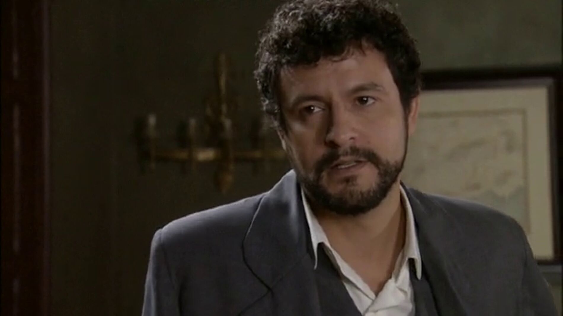 Roberto se despide de Álvaro