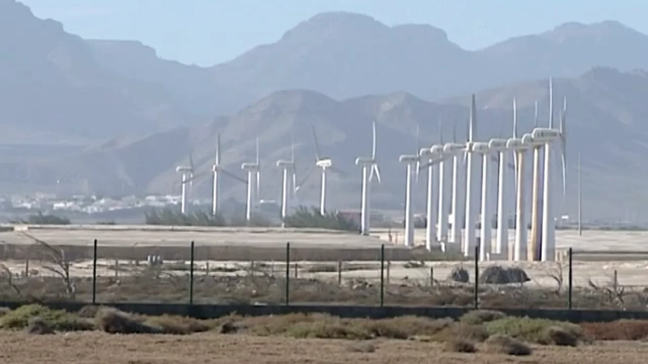Industria Modificará La Ley Para Garantizar Suministro Eléctrico