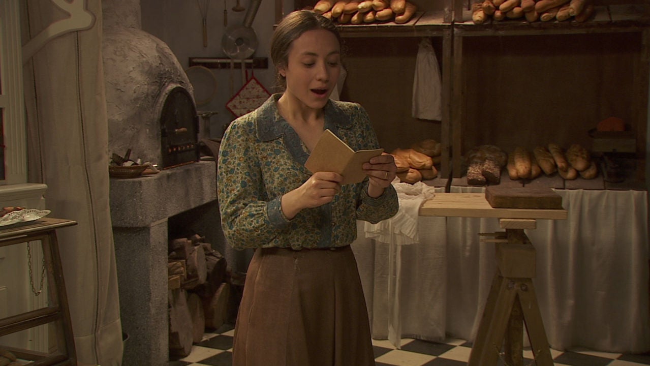 Quintina recita su primer poema