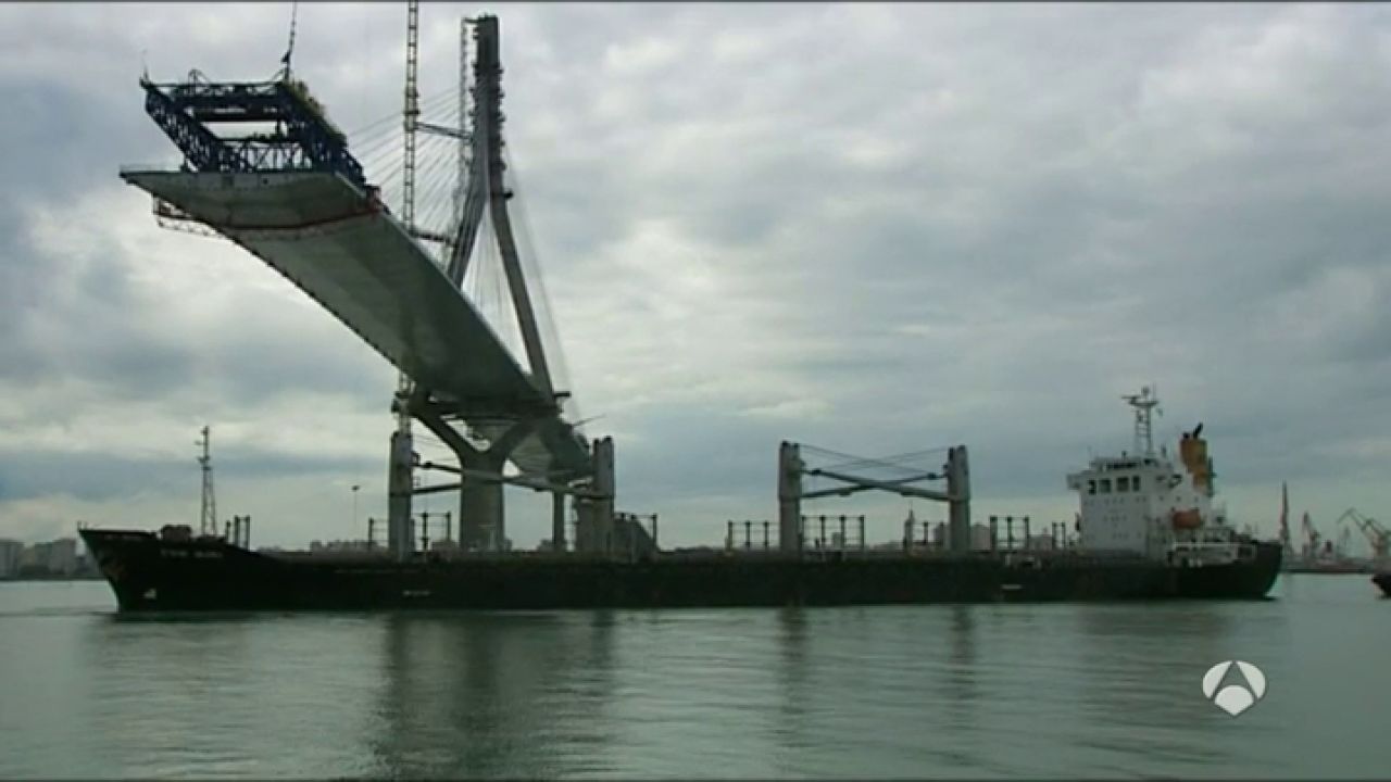 El nuevo puente sobre la bahía de Cádiz será el segundo con mayor ...