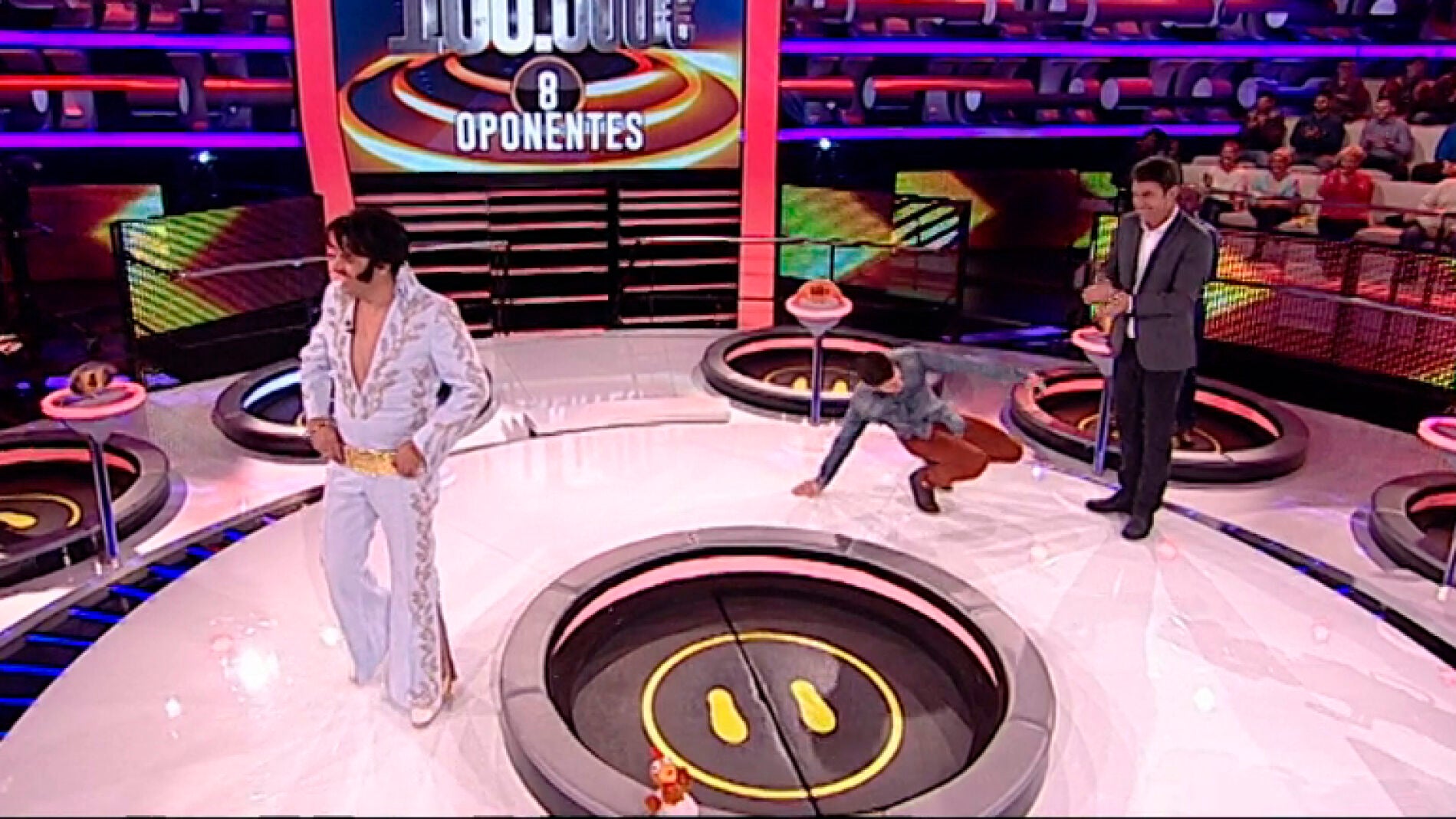 ¿Qué relaciona a Elvis Presley y Raphael en 'Ahora Caigo'?