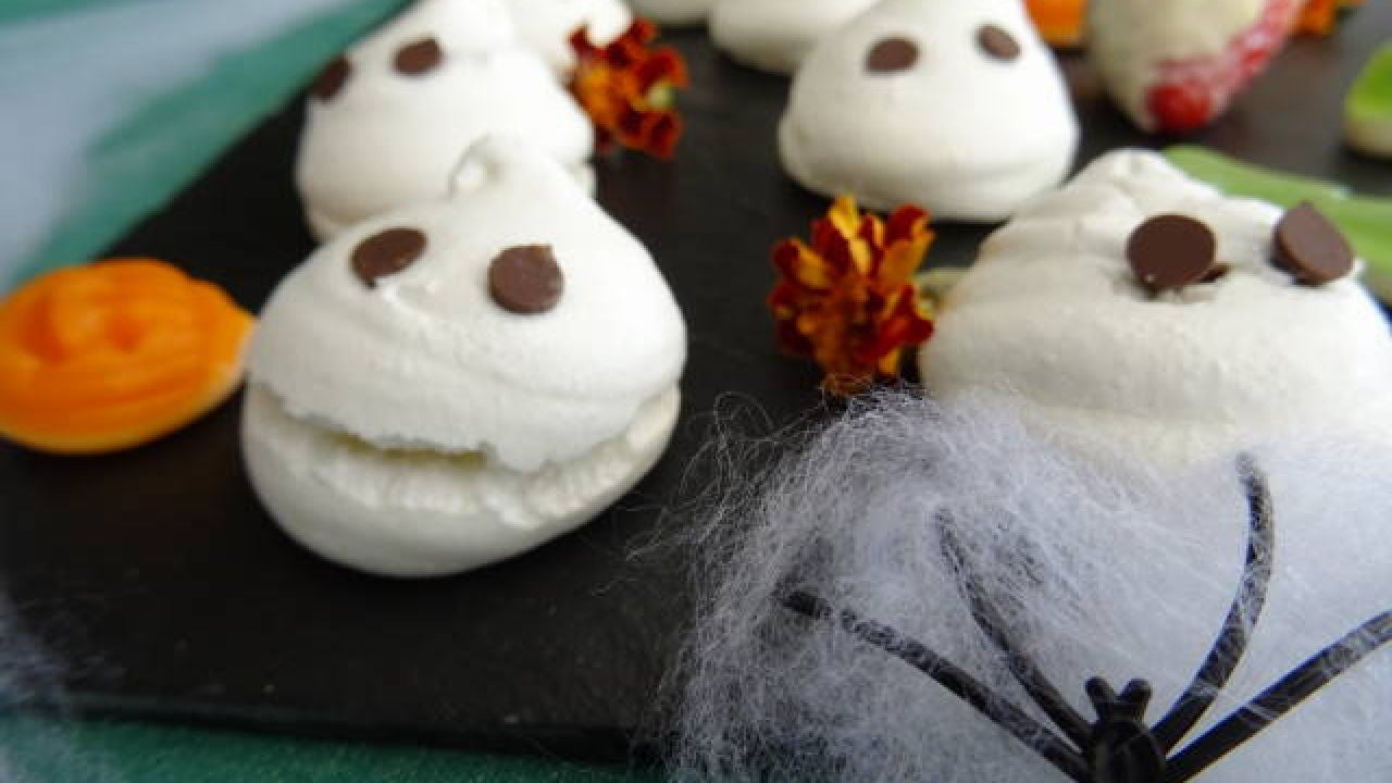 Fantasmitas dulces para sorprender a tus invitados en Halloween