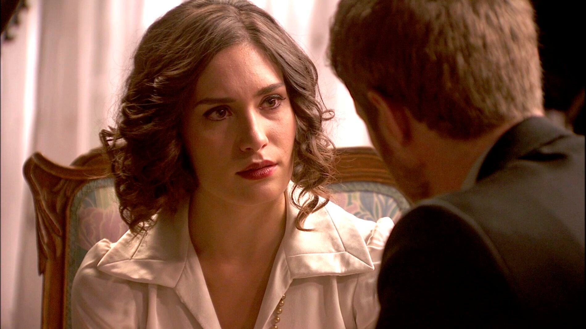 Nicolás recibe noticias sobre Cuba que atentarán contra Camila