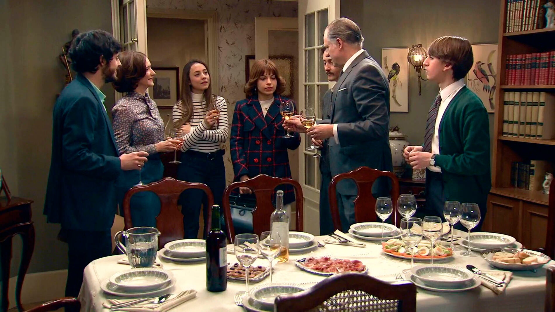 Nuria aparece por sorpresa en la cena familiar de los Novoa