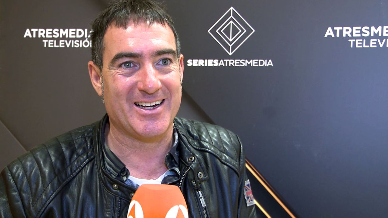 Álex Pina: "La ambigüedad de buenos y malos hace que no se diferencie ...