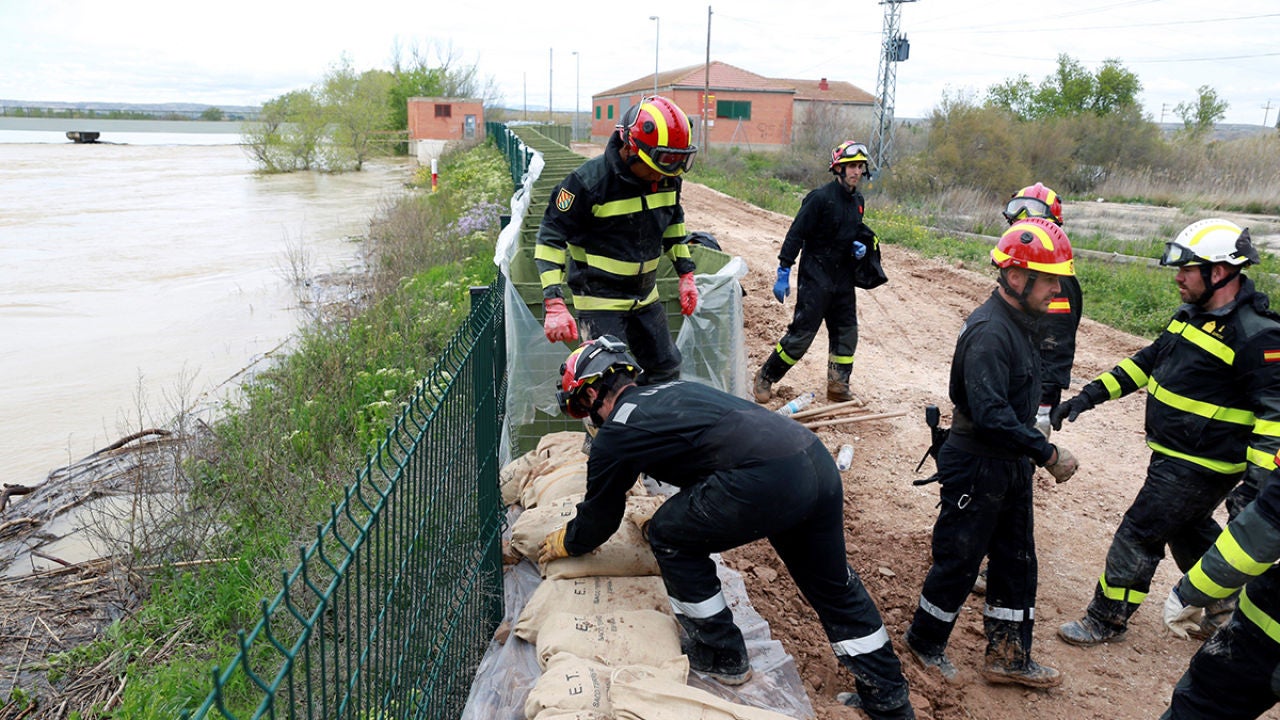 Los vecinos de la ribera del Ebro están "agotados" de sufrir los daños causados "por la mala ...