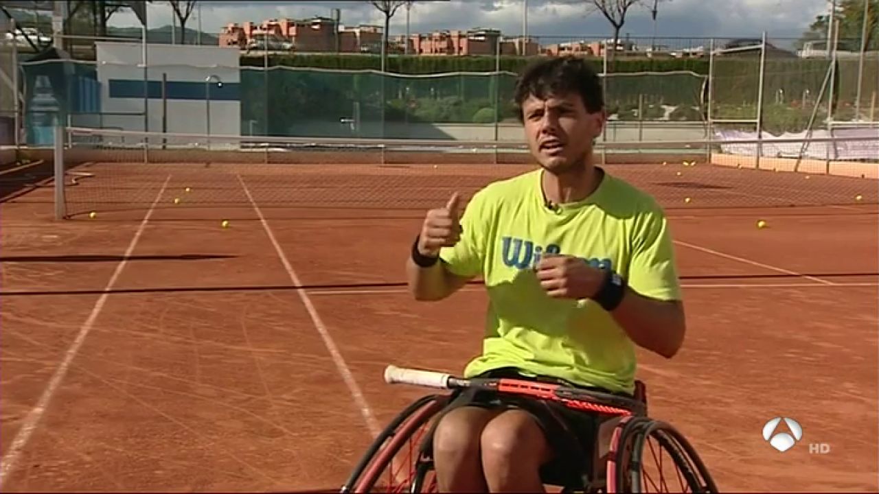 Cisco García, tenista en silla de ruedas al que no dejaron subir a un ...