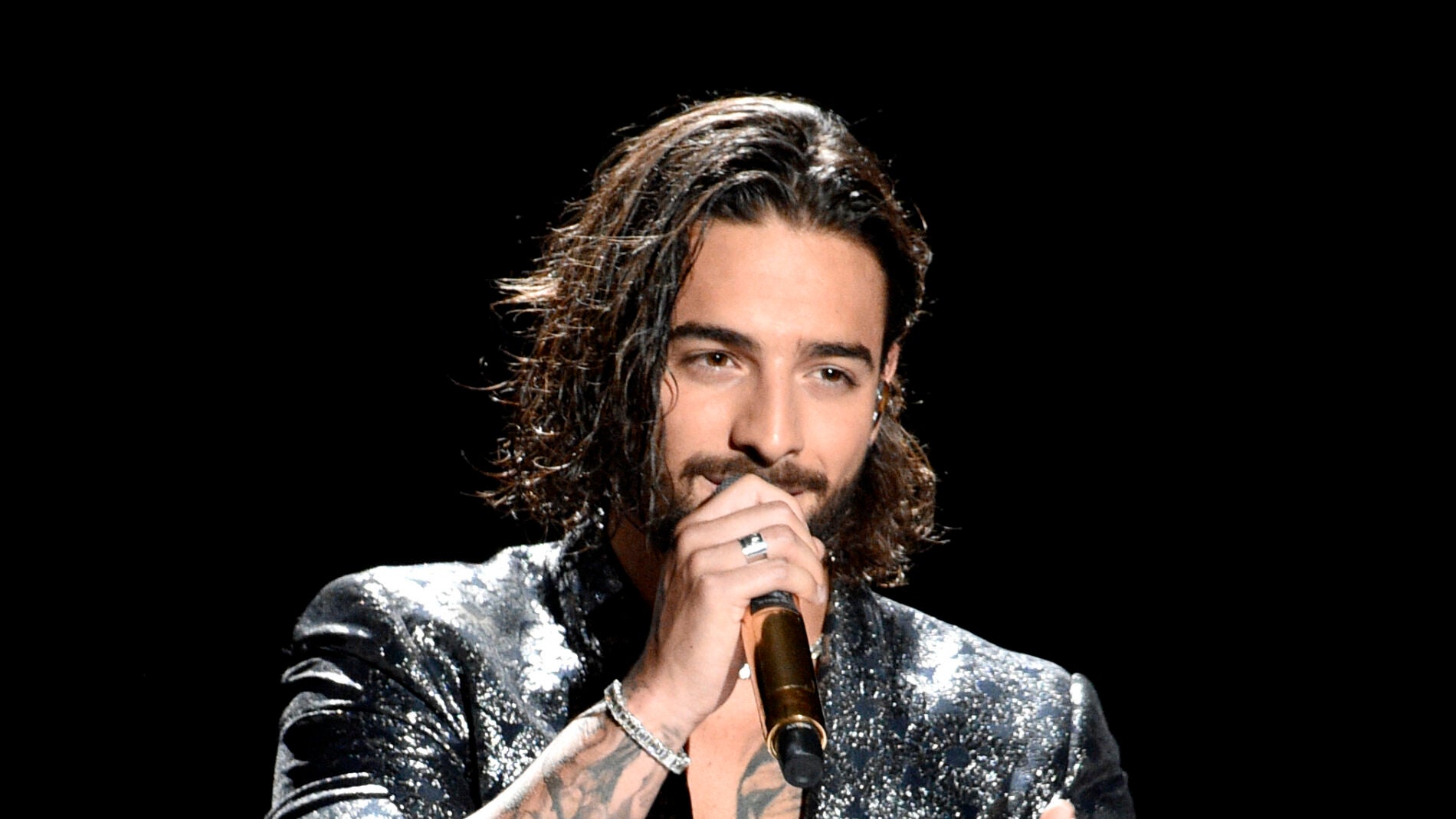 El inesperado y polémico beso de Maluma en los MTV VMAs 2018