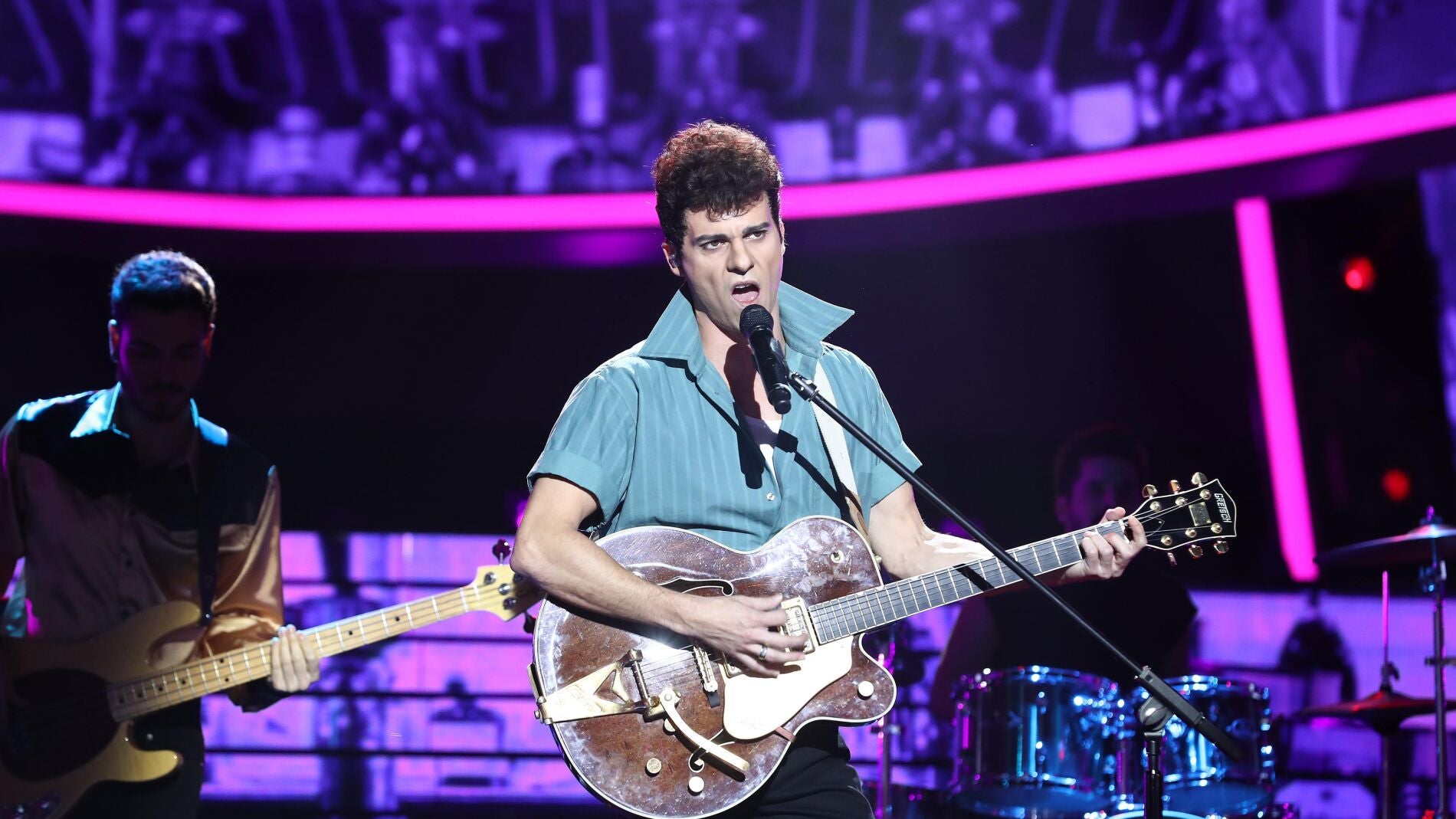 VÍDEO - TU CARA ME SUENA: Jordi Coll siente 'El calor del amor en un ...