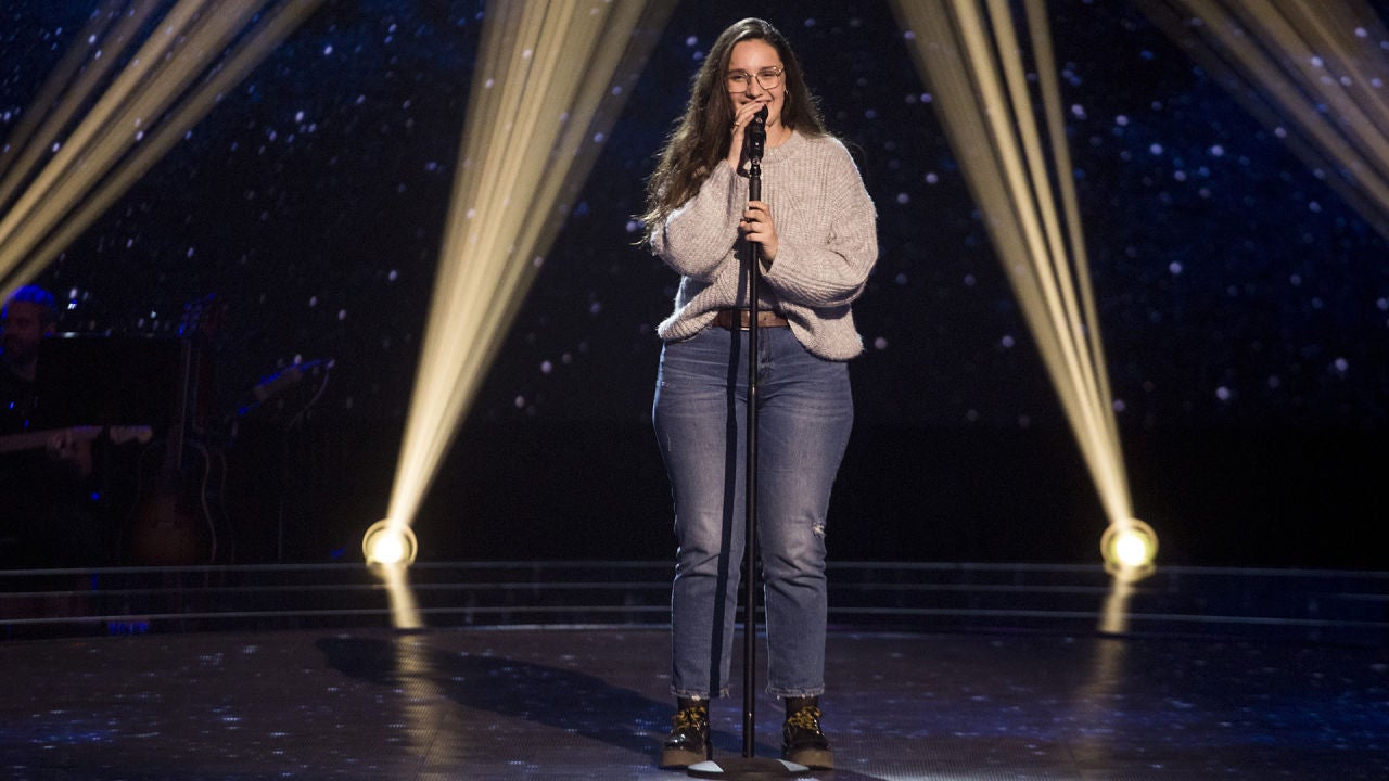 VÍDEO - LA VOZ: Auba Murillo canta ‘Con las ganas’ en las ‘Audiciones a ...