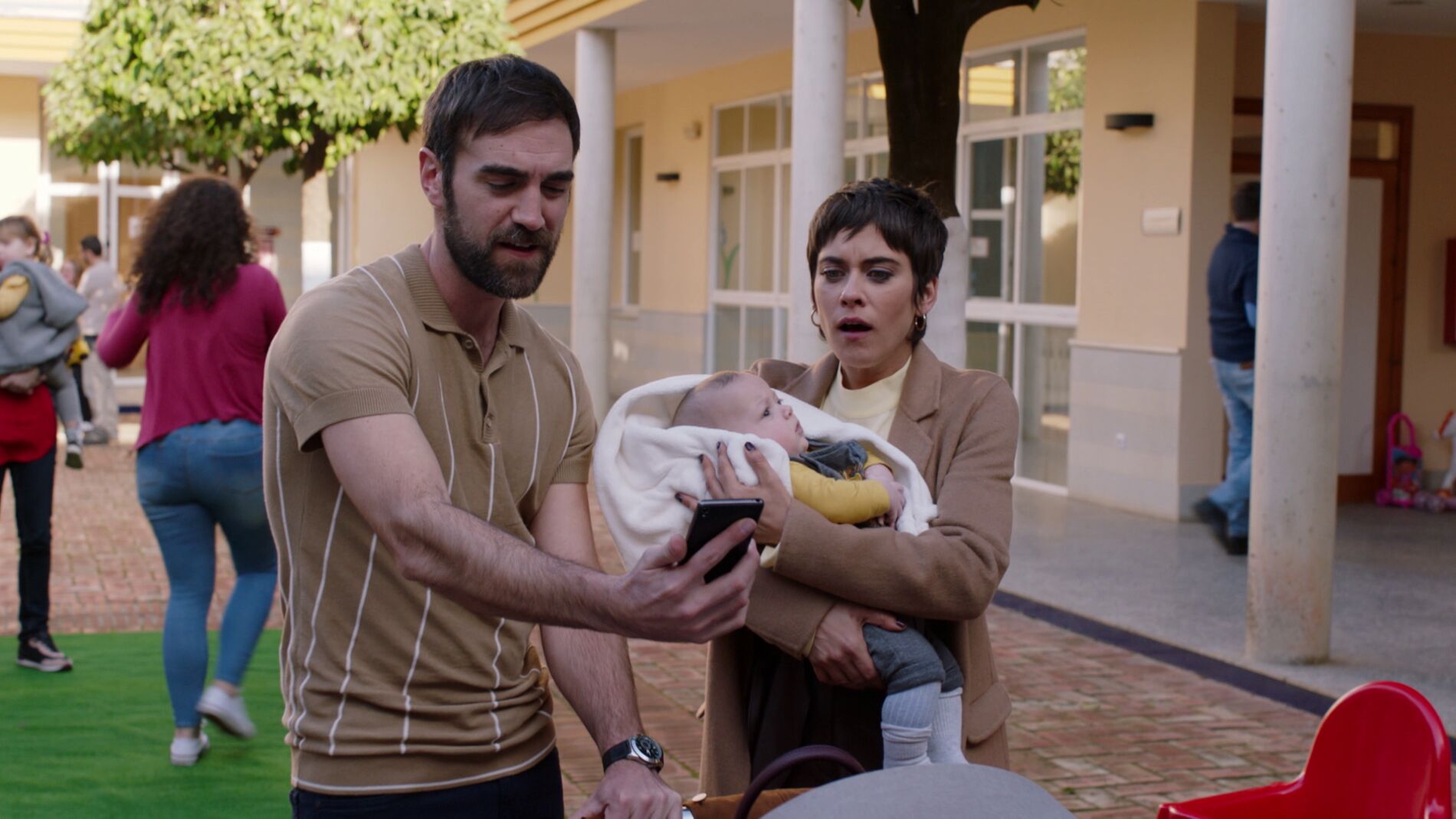 Gotzone se arrepiente y devuelve a Jon