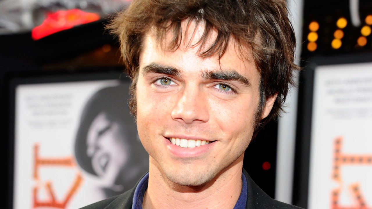 El novio de Reid Ewing, Dylan de 'Modern Family', en la vida real