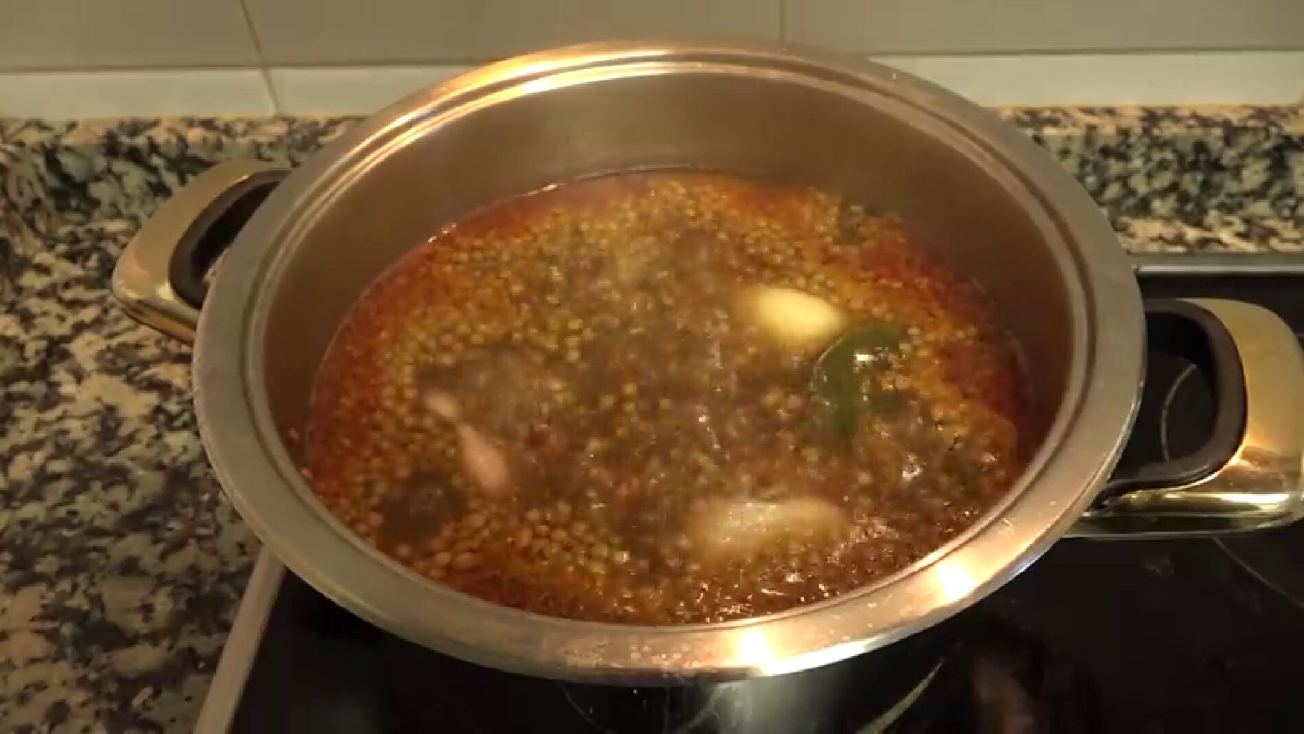 El truco que debes aplicar si se te quema la comida