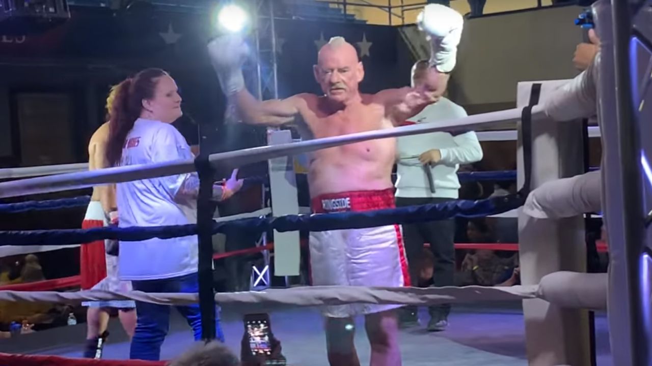 La emotiva historia de un boxeador de 70 años que volvió a pelear tras ...
