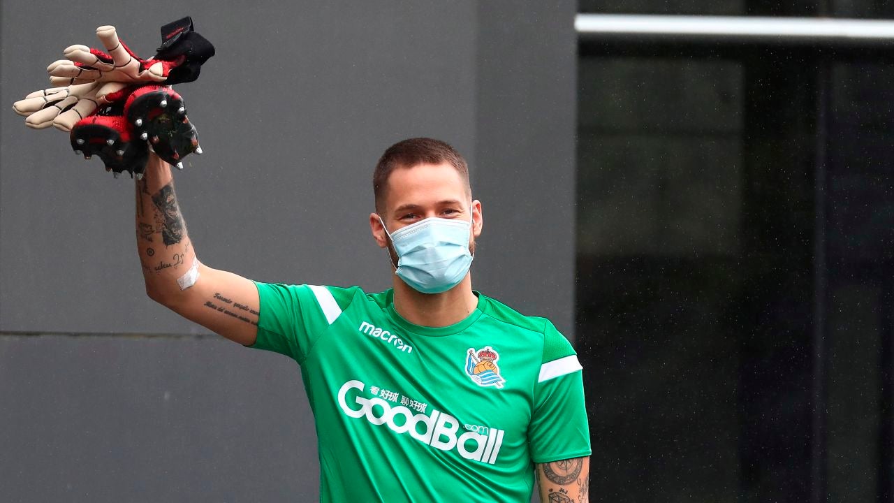 Álex Remiro, portero de la Real Sociedad, habla sobre su positivo en ...