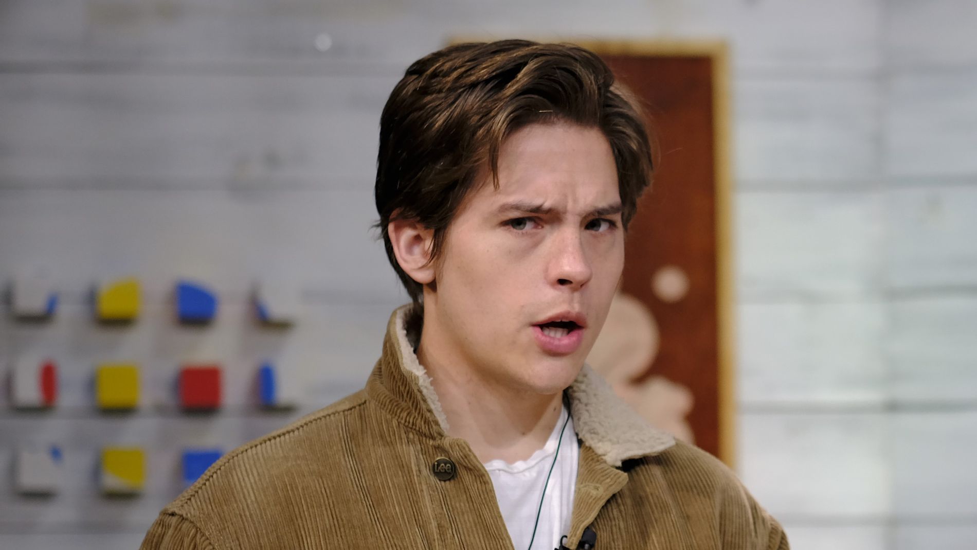 El impactante nuevo look de Dylan Sprouse con el que todos dicen que ...