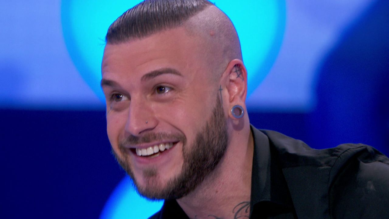 Adrián Rodríguez enamora con su nuevo single ‘Pa’ que’