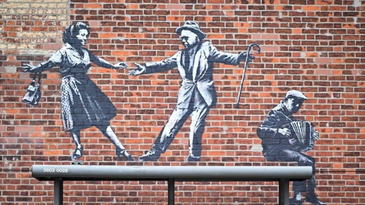 ¿Quién es Banksy? Descubren su identidad porque el artista reveló su ...
