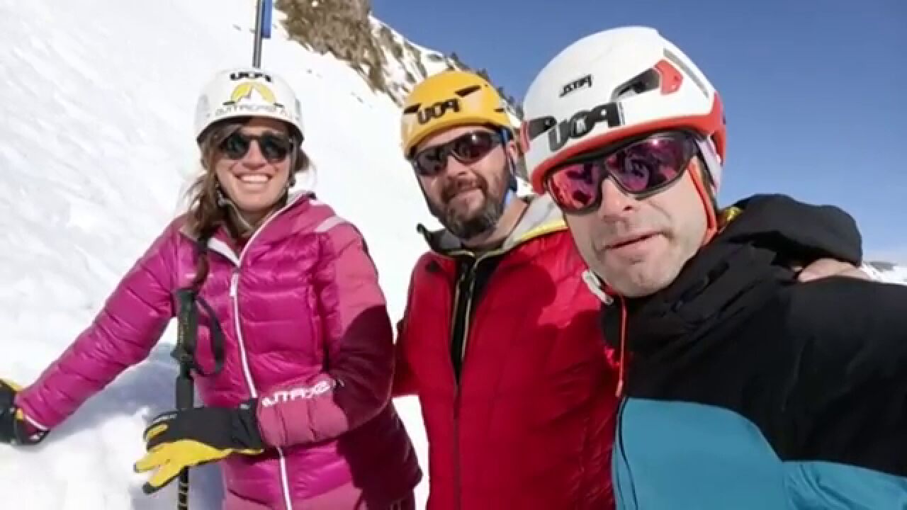 María Petit, invidente que ha escalado en hielo junto a los hermanos ...