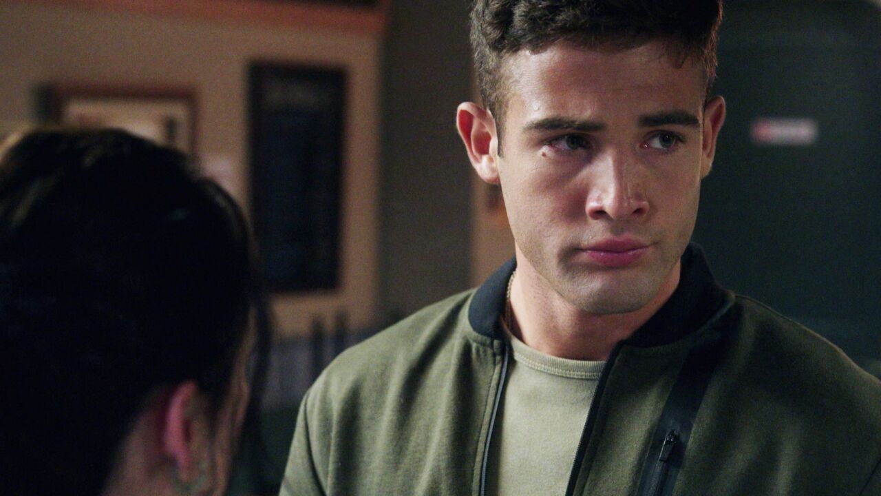 Hugo le cuenta la verdad a Alba: “Bruno no hizo nada”