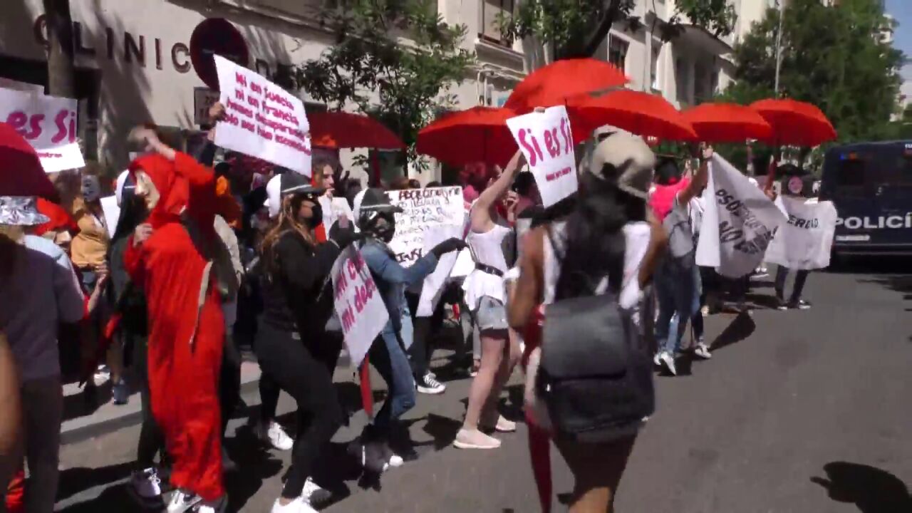 Manifestación de prostitutas en Madrid contra la ley del PSOE para ...