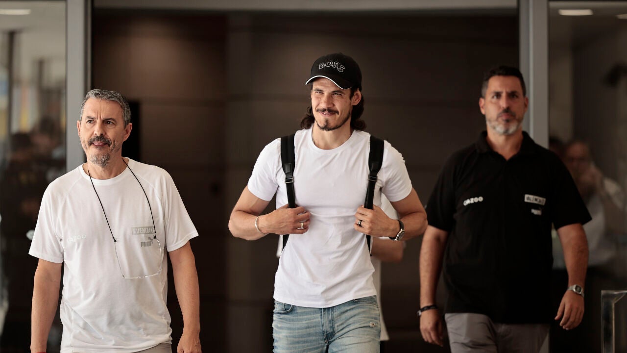 OFICIAL: Cavani, nuevo jugador del Valencia de Gattuso