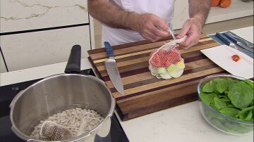 Cocina rápida de Arguiñano: Alubias blancas con espinacas y langostinos