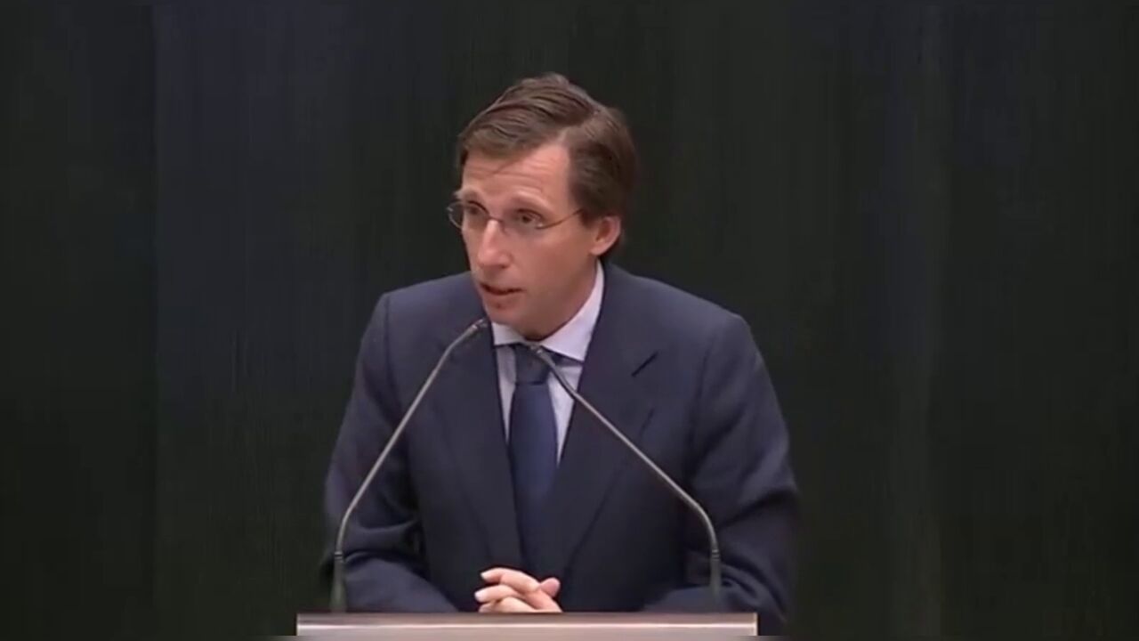 Vídeo: El discurso 'supersónico' de Almeida para contar lo que ha hecho ...