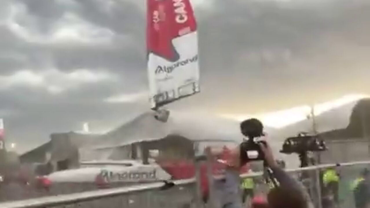 a-wing-of-a-sailgp-boat-causes-panic-in-sydney-the-storiest