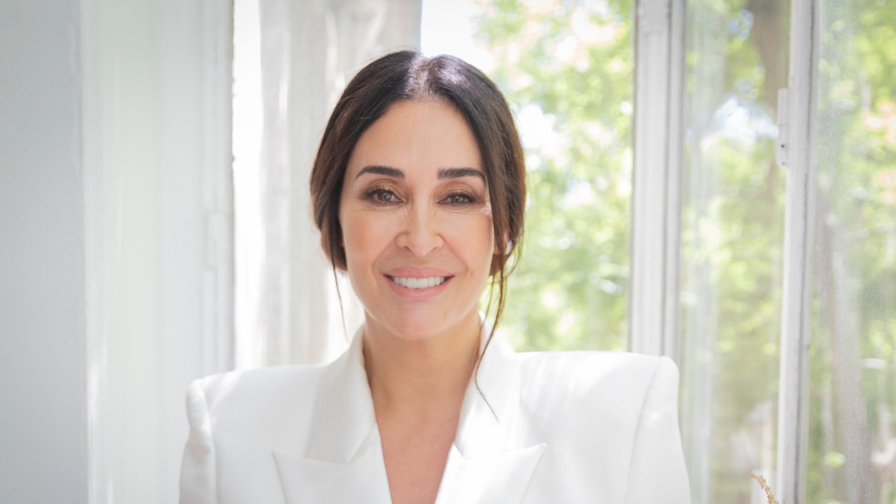 Vicky Martín Berrocal Presume De La Anormal Genética De Su Madre