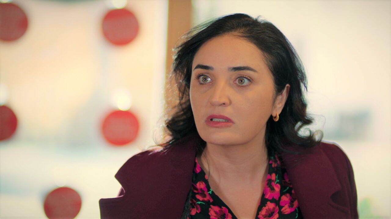 Sengül pierde el control y se enfrenta a Gönül tras descubrir que Orhan ...