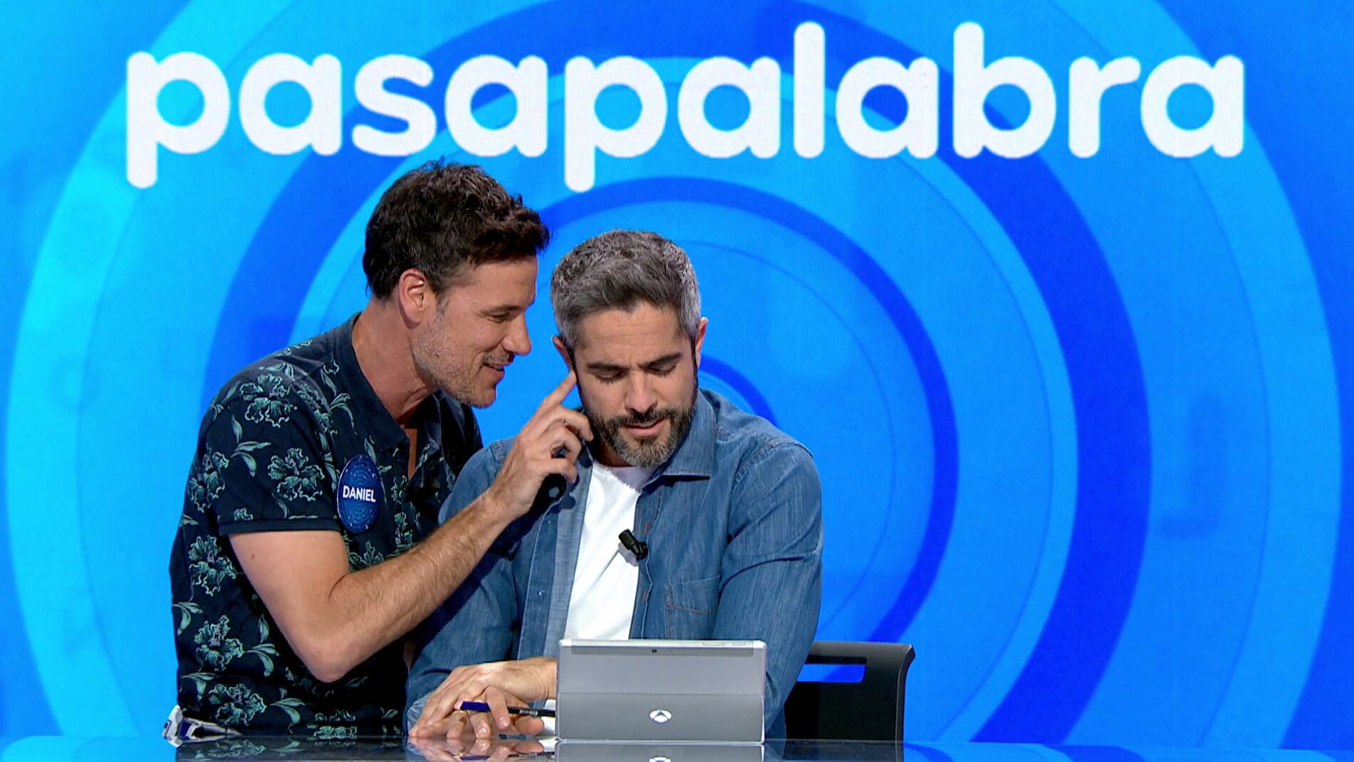 ¡Qué tentación! La reacción de Roberto Leal a su momento más sensual con Daniel Grao