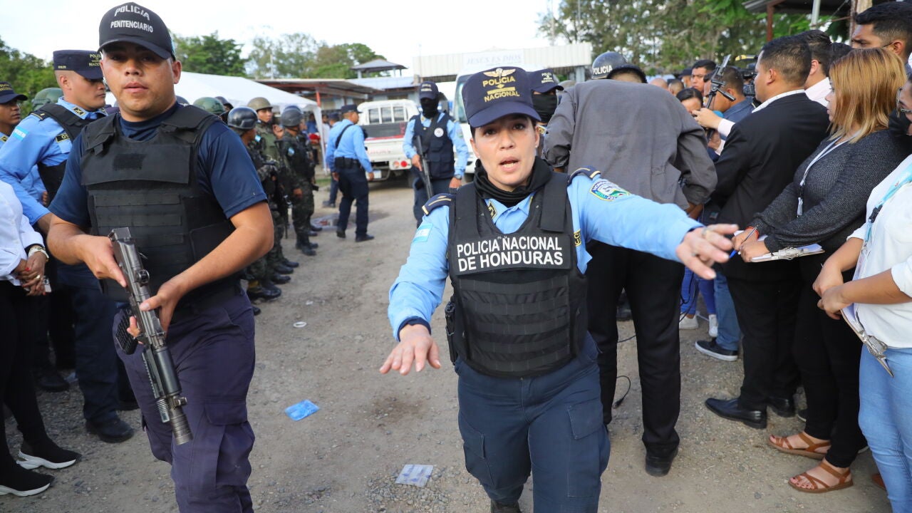 Al menos 41 presas muertas durante una reyerta en una cárcel de Honduras