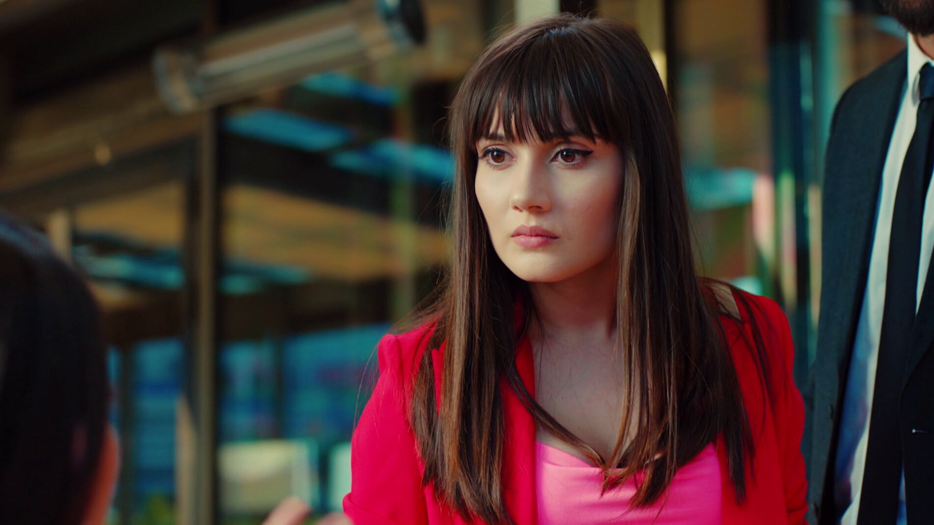 Elif sentencia la relación de Zeynep y Alihan: “Eso que llamas amor ...