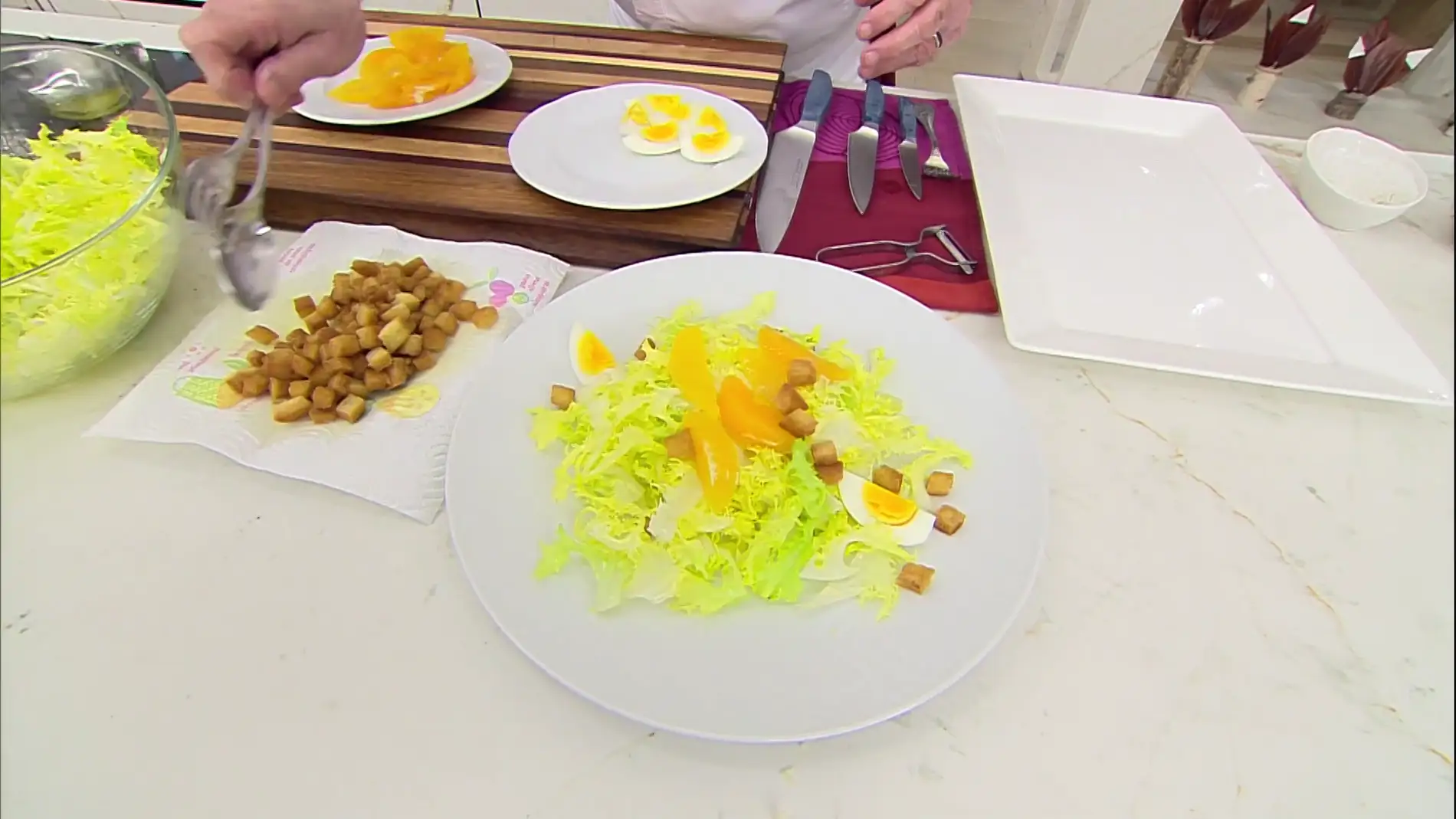 Ensalada De Escarola Naranja Y Ajo De Karlos Arguiñano