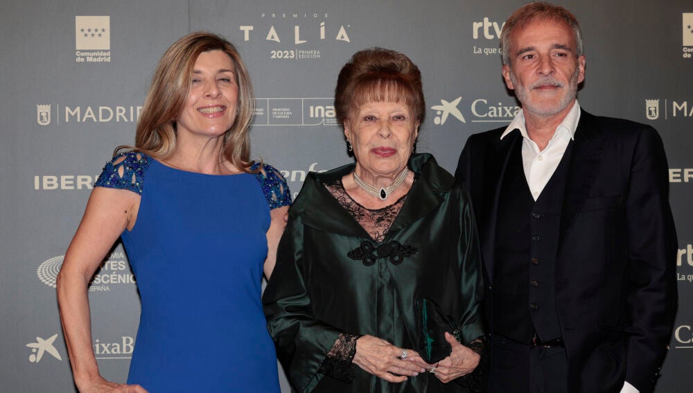 Así es Natalia, la desconocida hermana de Cayetana Guillén Cuervo que ...