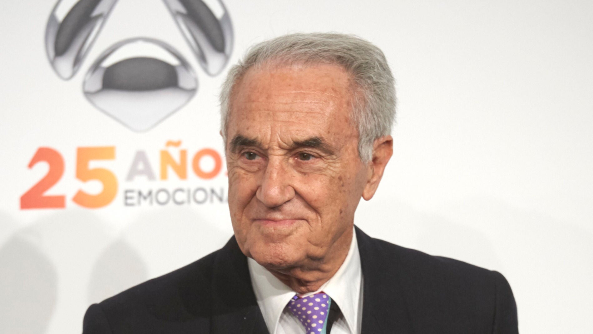 Muere José María Carrascal, presentador de Antena 3 Noticias en los años 90