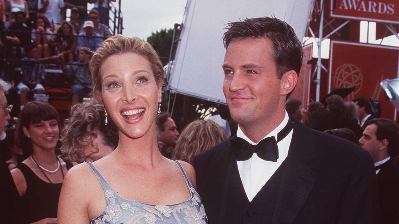 Lisa Kudrow da las gracias a Matthew Perry por todo lo que hizo por ...