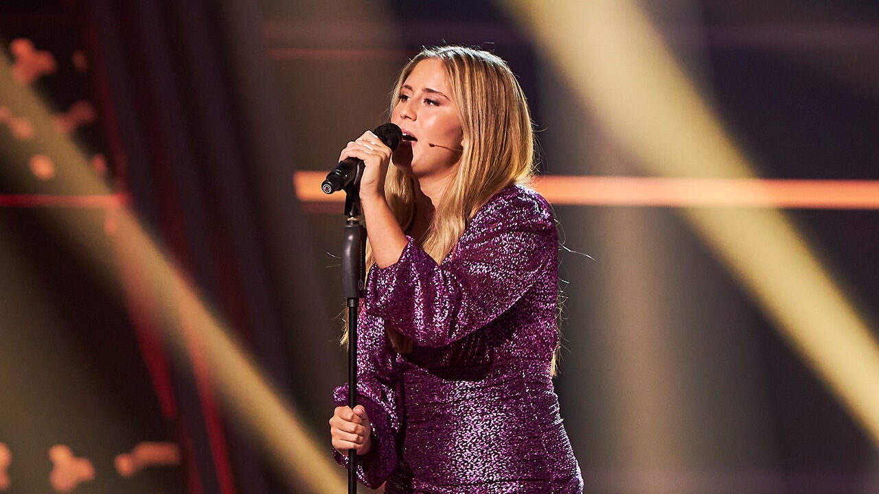 Julieta vuelve a sus orígenes con el tema más country: “Es increíble lo ...