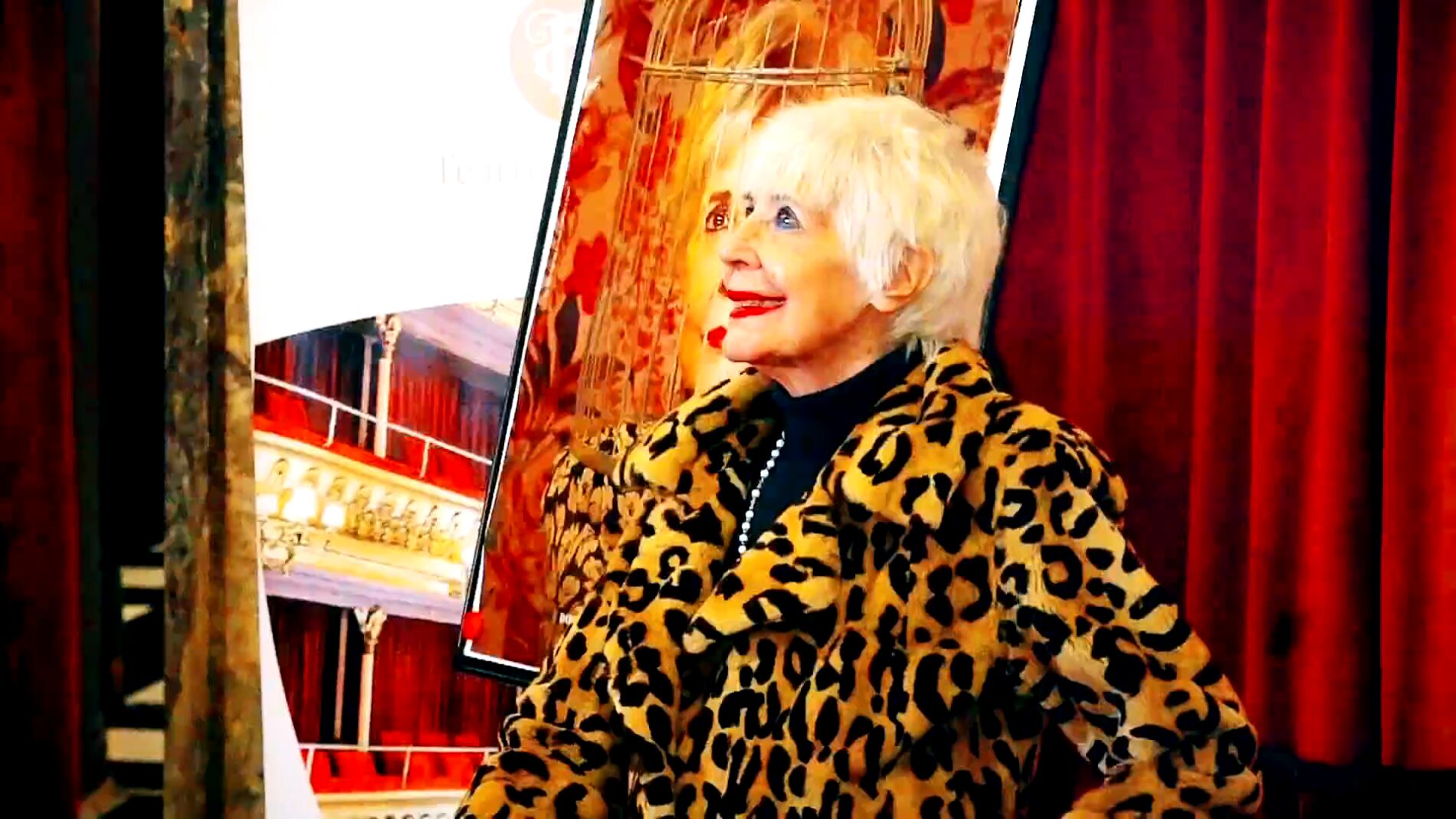 Concha Velasco recibe un ramo de flores de 'Y ahora Sonsoles' el día de ...